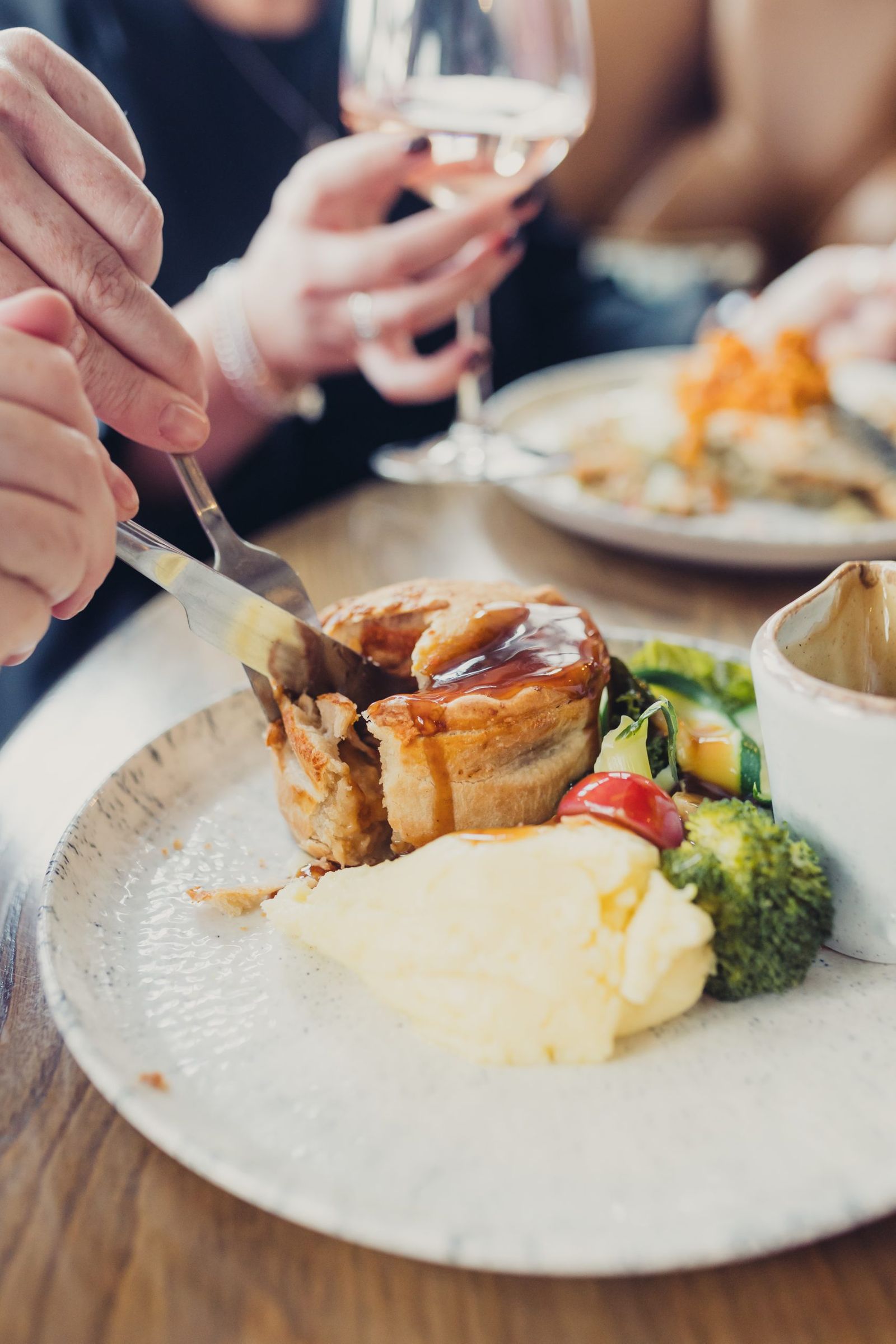 Pub and Restaurant near Barnoldswick– The Craven Heifer Inn